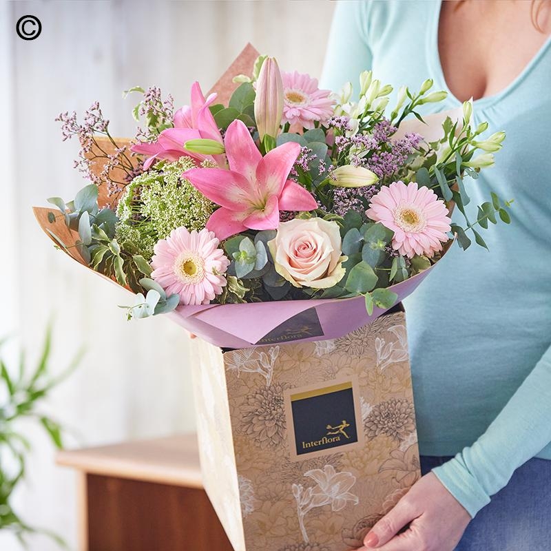 Bridgwater Interflora Florist | FLOWERS INTERNATIONAL | Somerset, TA6 5AW